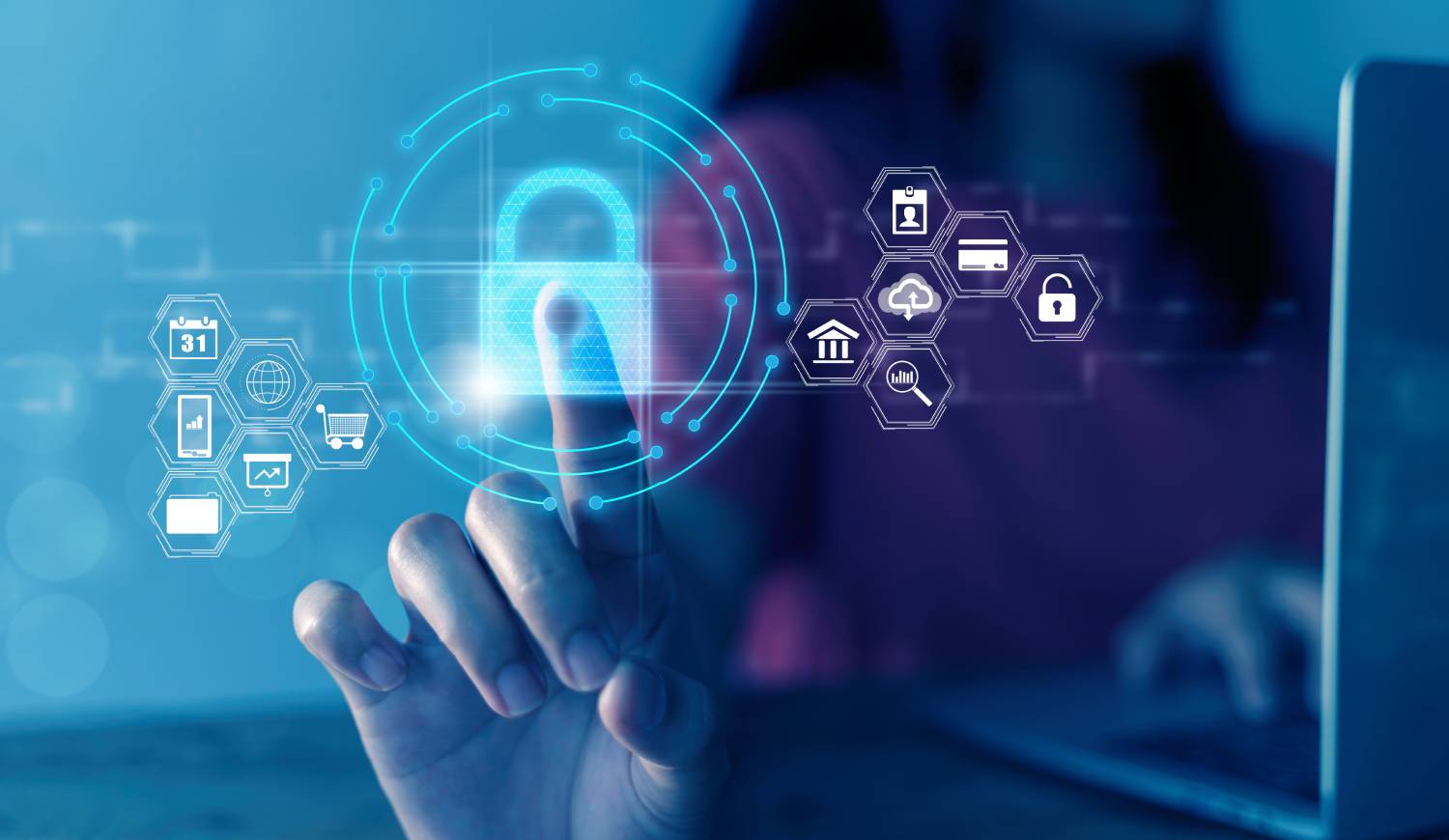 Itinerario Especialización en seguridad informática - Cualificación y Recualificación